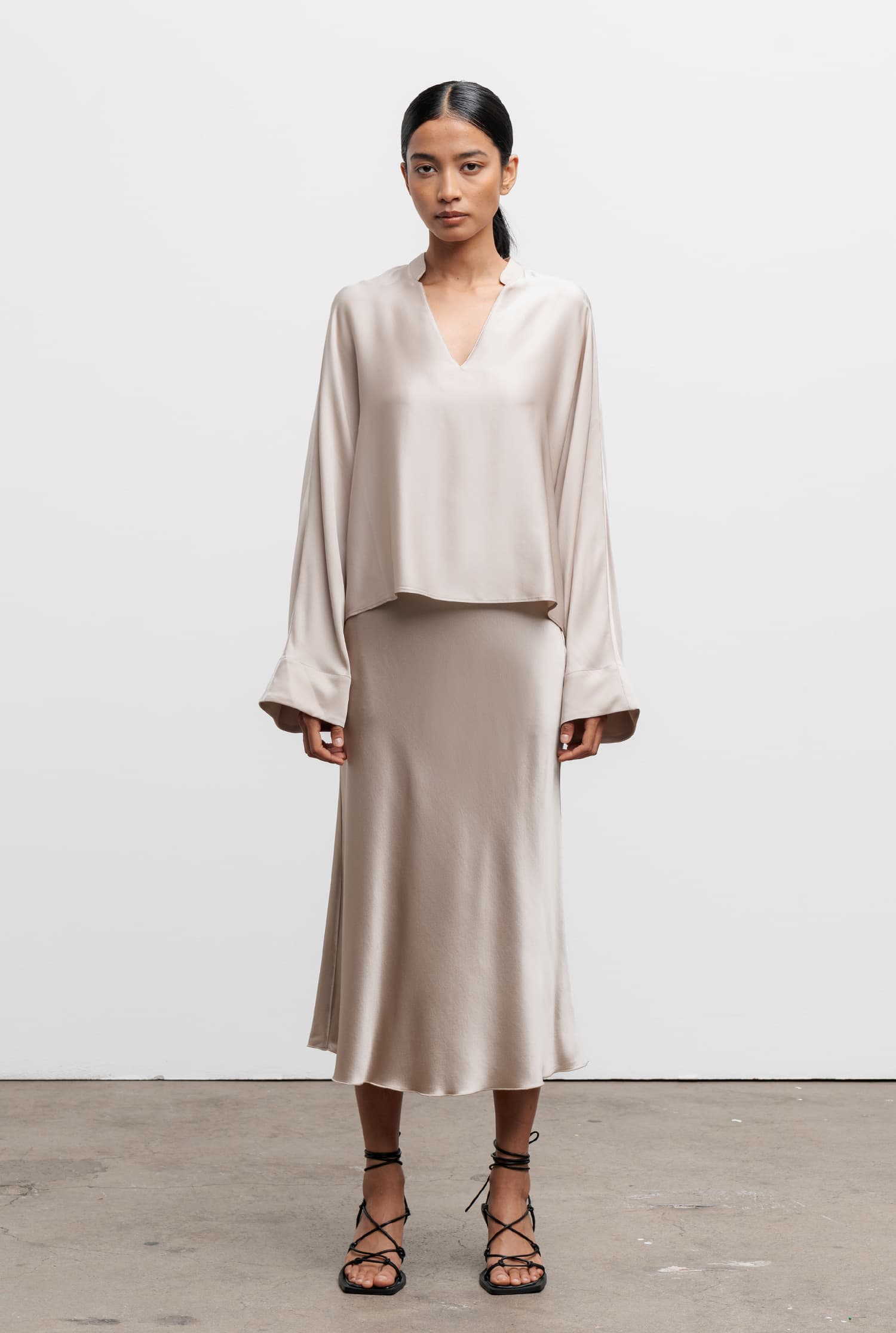 Hana silk satin skirt greige